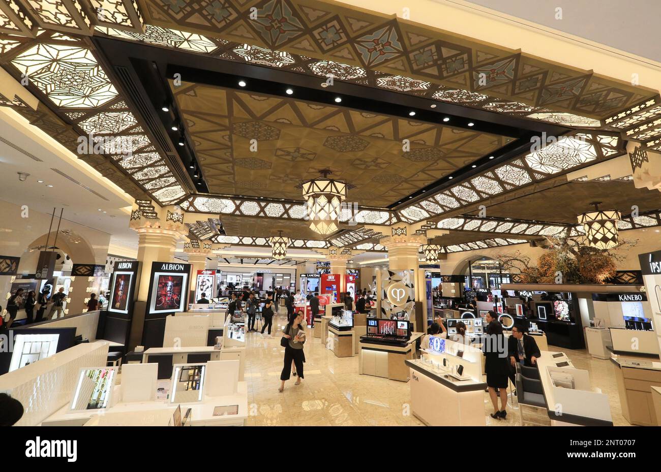 A photo shows the ceiling of the first floor designed by Vorizu ...