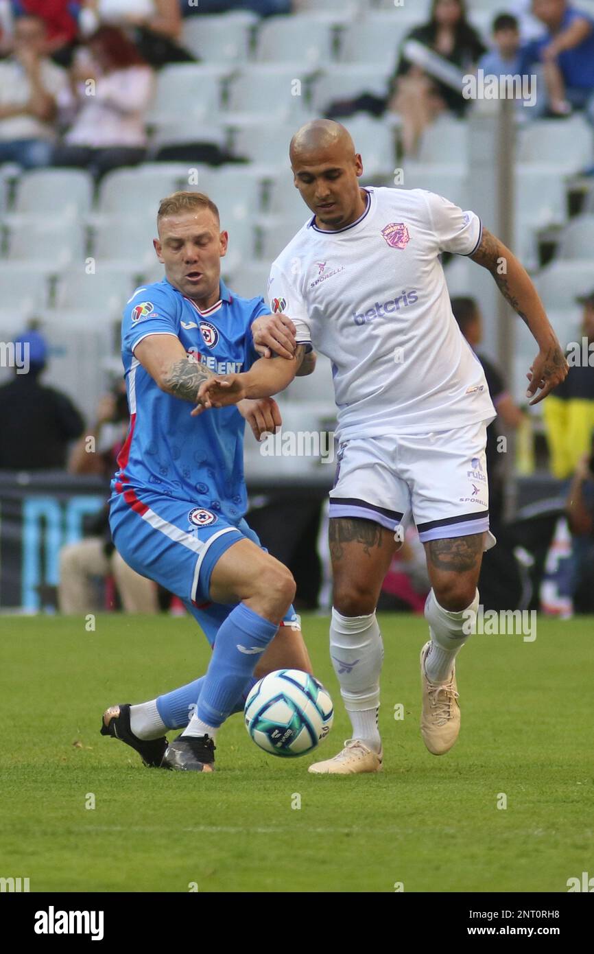 Cruz azul team hi-res stock photography and images - Alamy