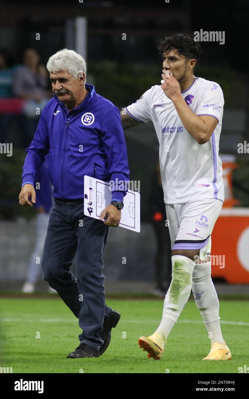 Cruz azul team hi-res stock photography and images - Alamy