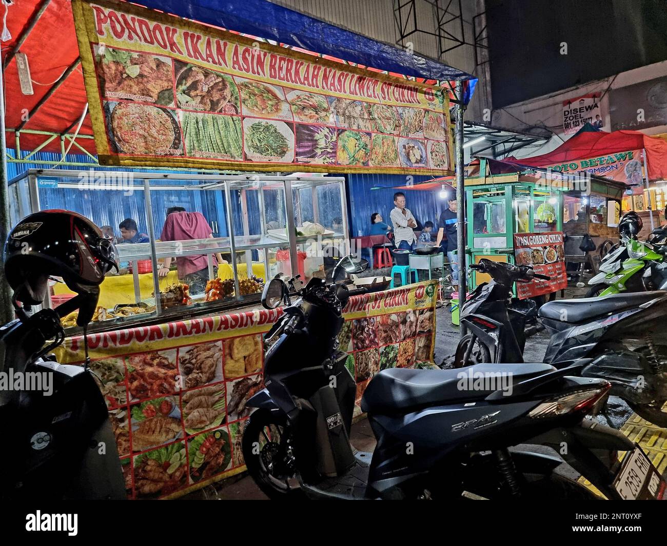 Indonesian street food, ranging from satay to soup, Nasi Goreng to ...