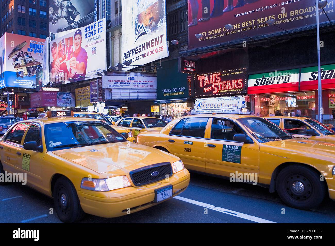 New york seventh ave traffic hi-res stock photography and images - Alamy