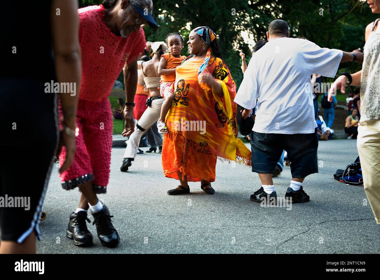 Central Park.The Mall. Dancing hip hop,New York City, USA Stock Photo ...