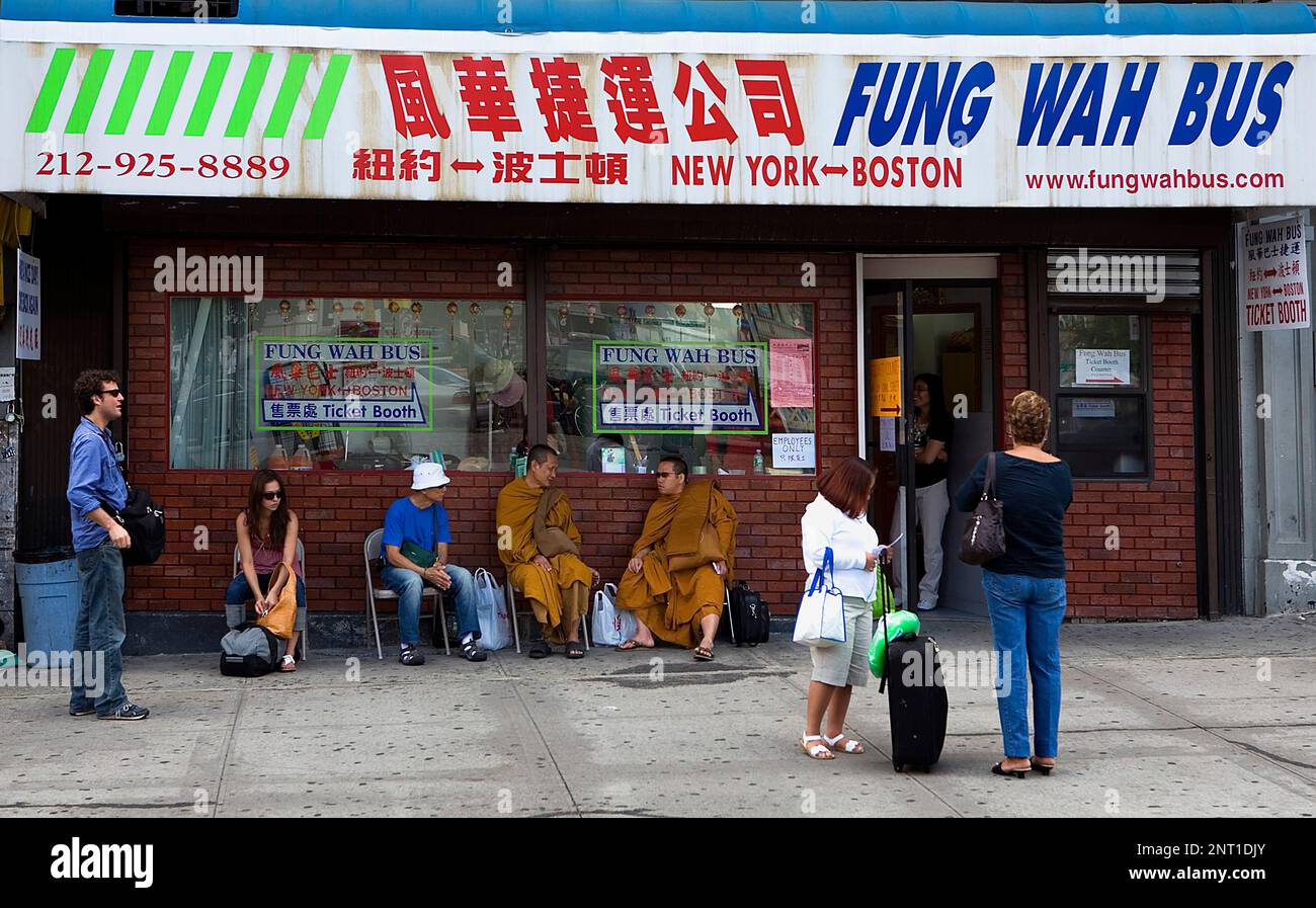 Fung wah bus hi-res stock photography and images - Alamy