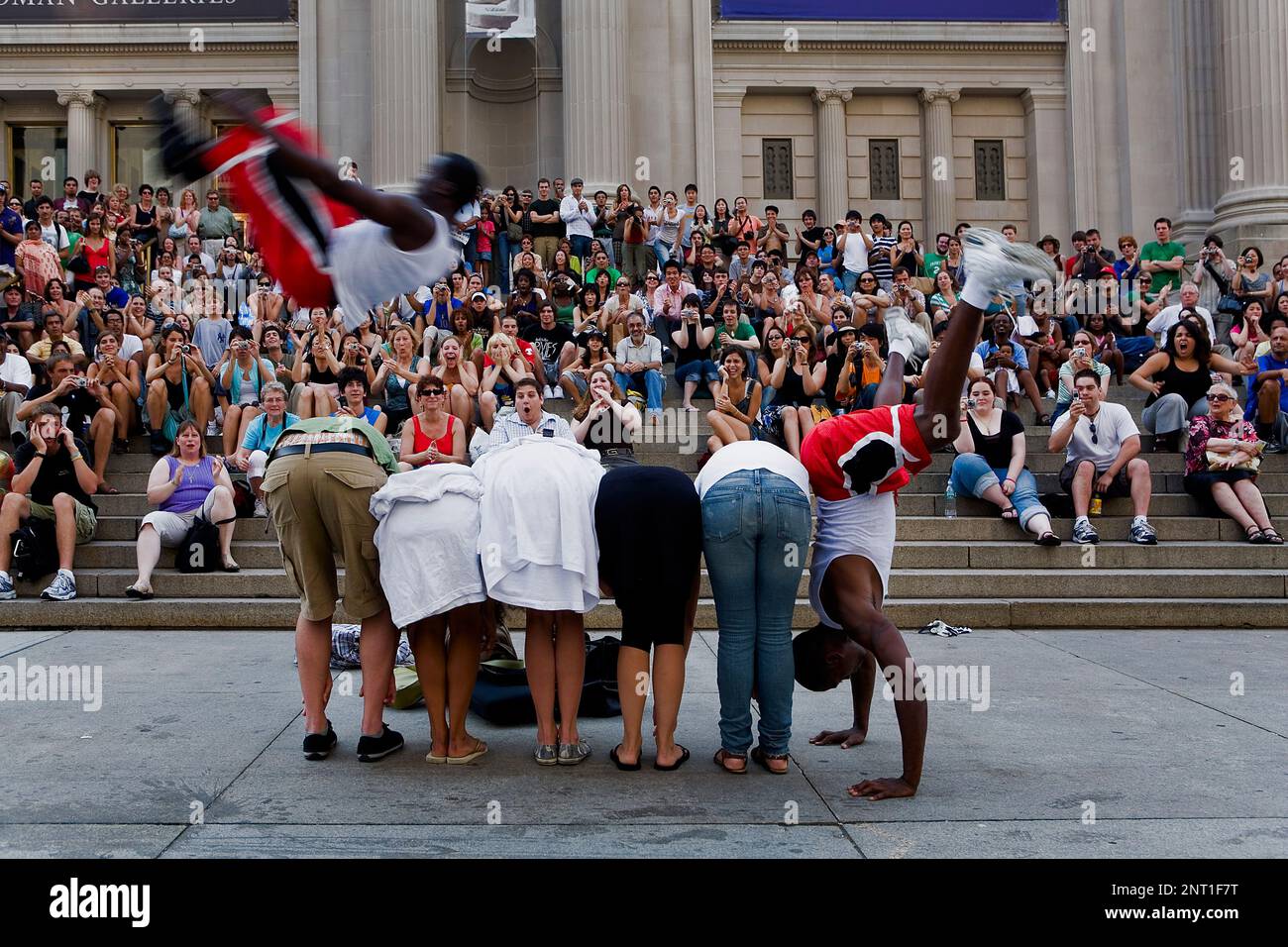 Artists of street acting opposite to the Metropolitan Museum of Art,New ...