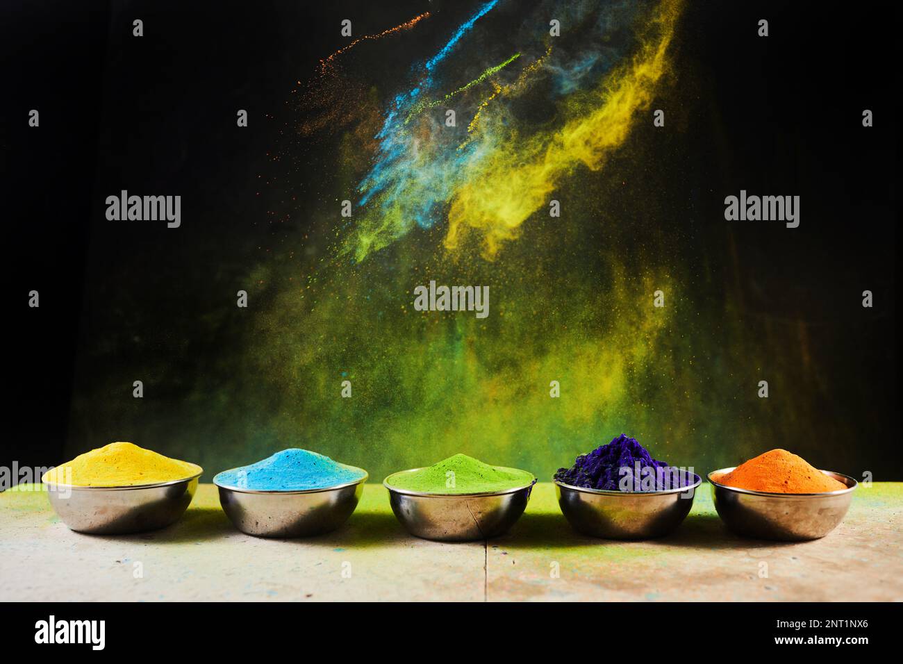 Colorful traditional Holi powder in bowls. Happy Holi. Concept Indian ...