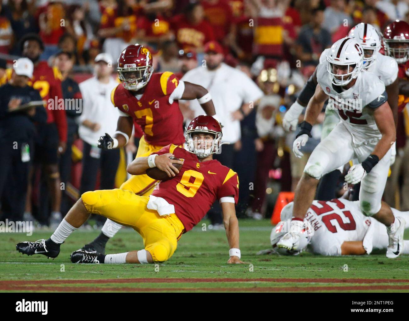 September 07, 2019 USC Trojans quarterback Kedon Slovis (9) scrambles ...