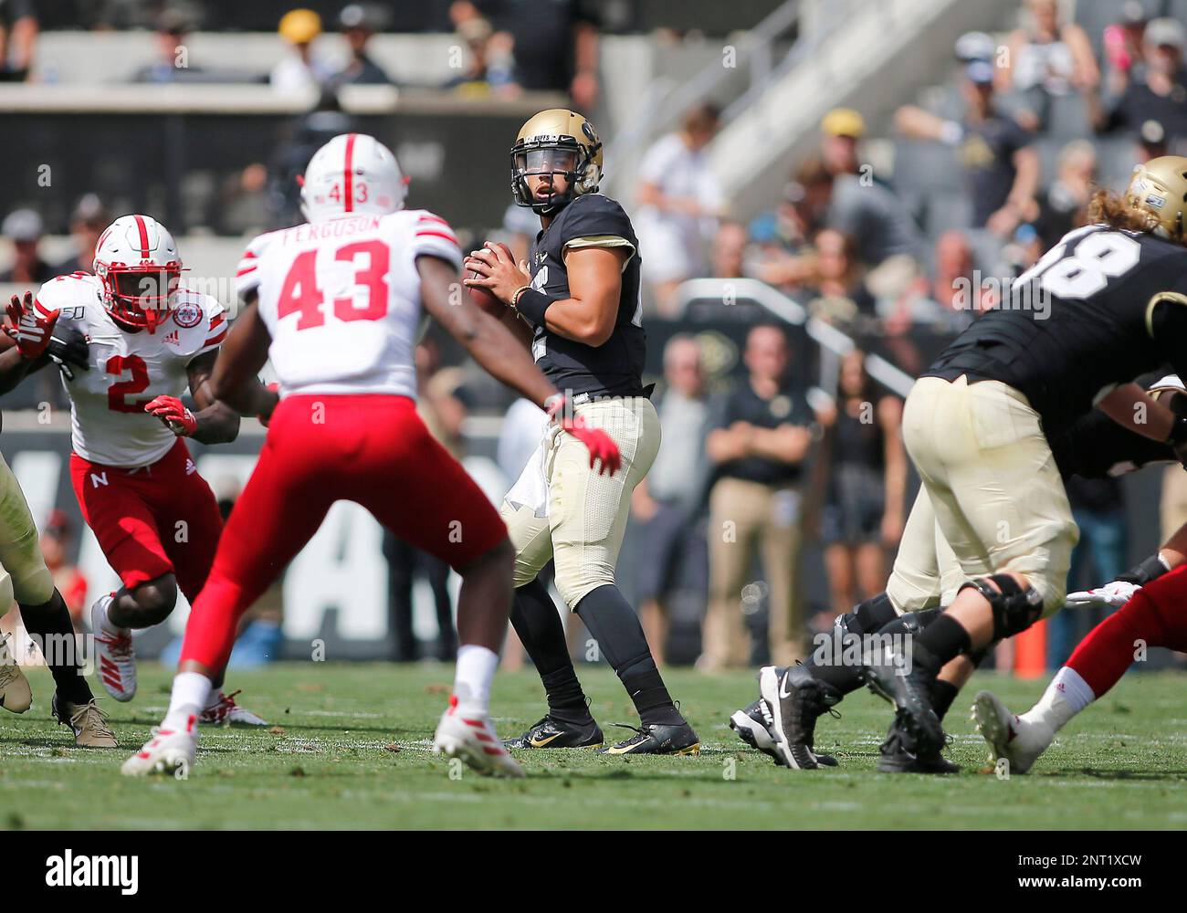 BOULDER, CO - SEPTEMBER 07: Colorado Buffaloes quarterback Steven ...
