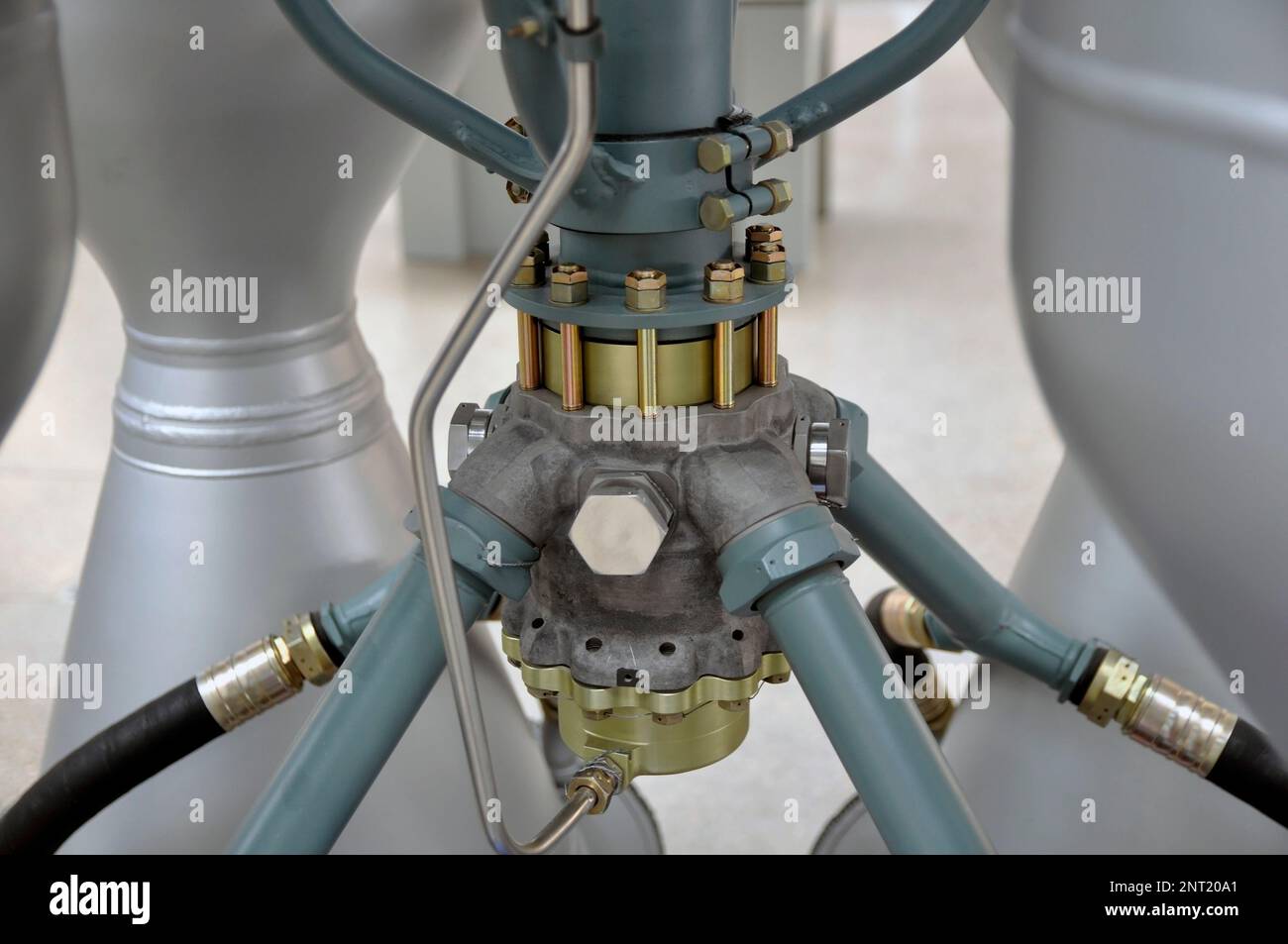 Rocket engine. Element for fastening pipelines for supplying fuel ...