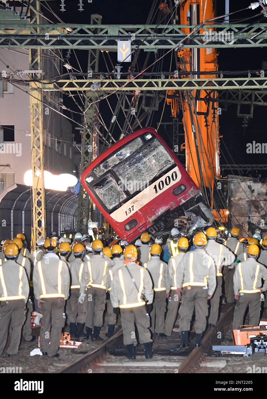 Removal operation of a train of KeikyuLine is held between Kanagawa ...