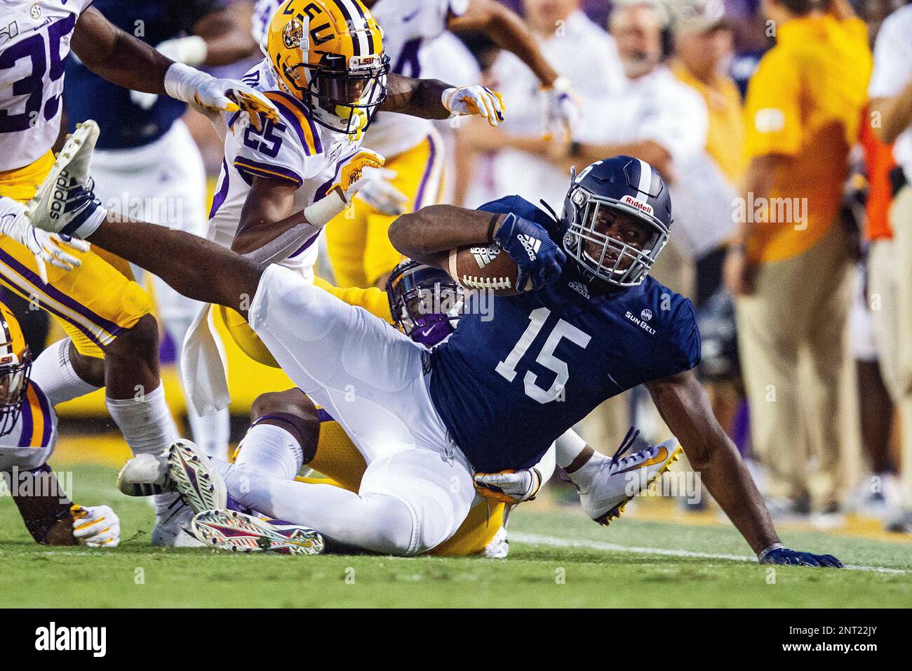 BATON ROUGE, LA - AUGUST 31: LSU Tigers linebacker Jacob Phillips (6 ...