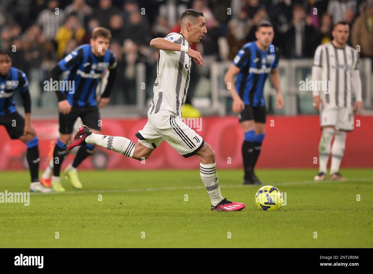 Angel Di Maria (Juventus) scores on a penalty kick during the Italian ...