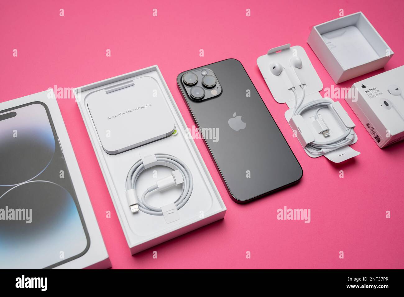 New iPhone 14 pro max and Apple Earpods, Airpods white earphones for ...