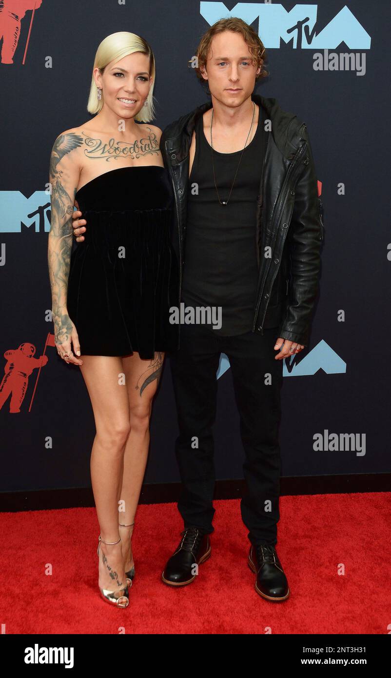 Photo by: zz/Patricia Schlein/STAR MAX/IPx 2019 8/26/19 Skylar Grey and ...