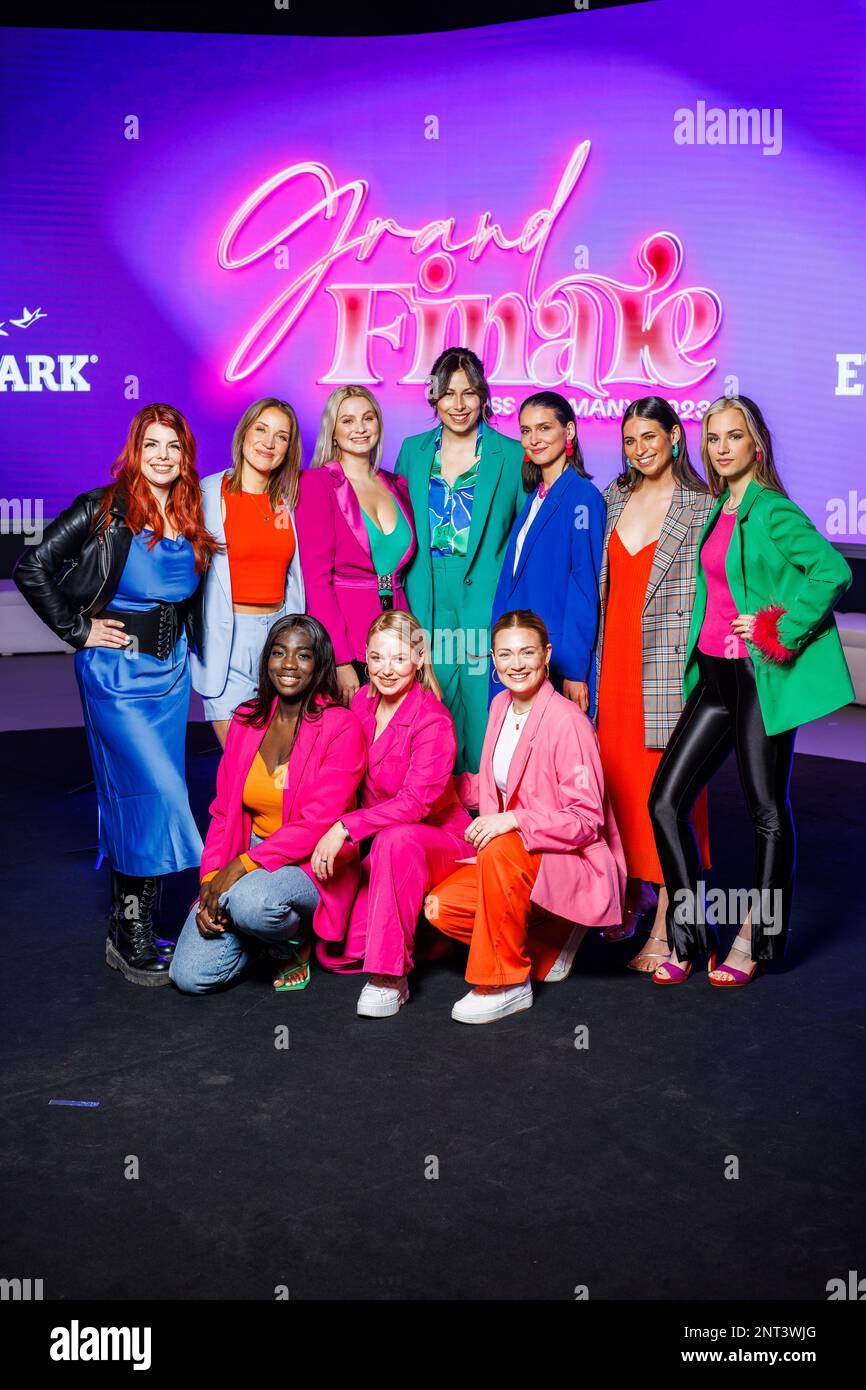 Rust, Germany. 27th Feb, 2023. Sandra Friedrichs (back row, l-r ...