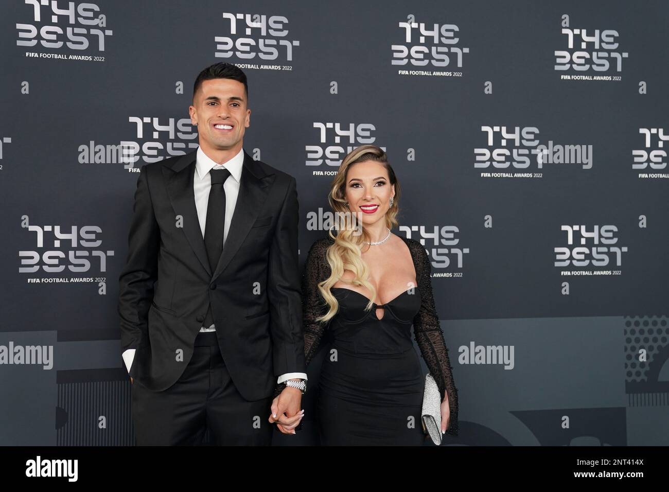 Defender joao cancelo hi-res stock photography and images - Alamy
