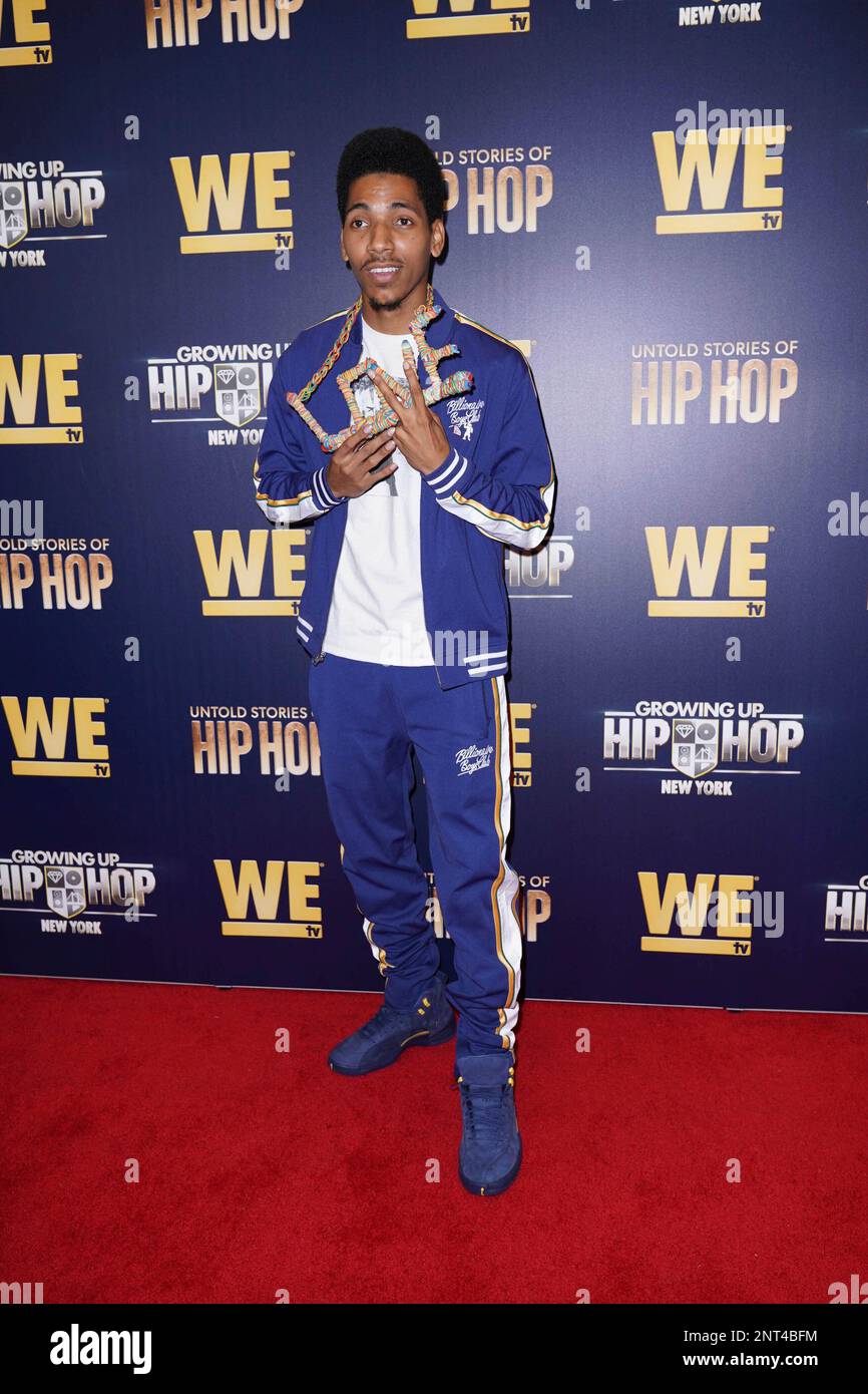 Photo by: John Nacion/STAR MAX/IPx 2019 8/19/19 Arnstar at the "Growing ...