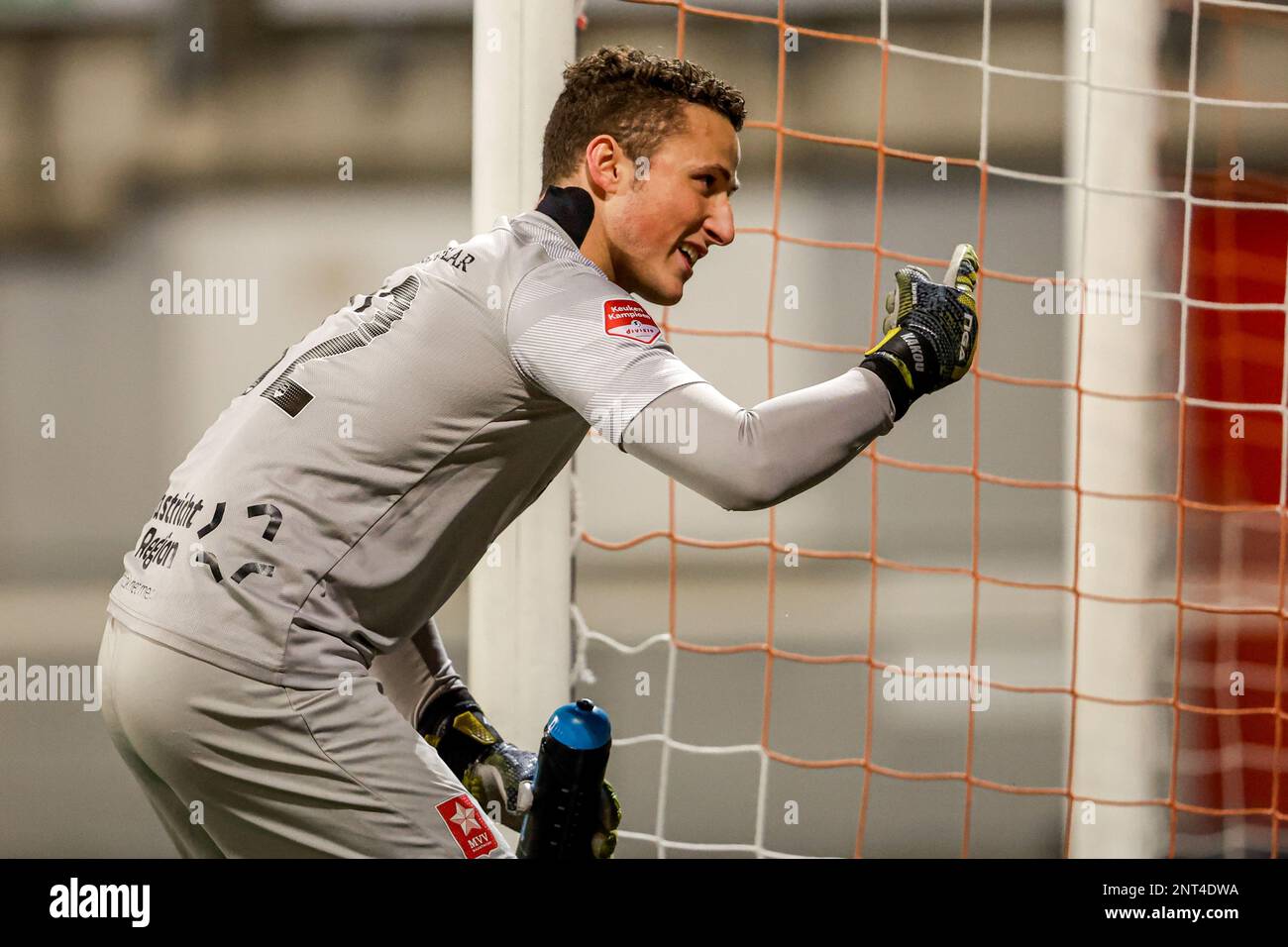 MAASTRICHT, NETHERLANDS - FEBRUARY 27: Goalkeeper Romain Matthys of MVV ...