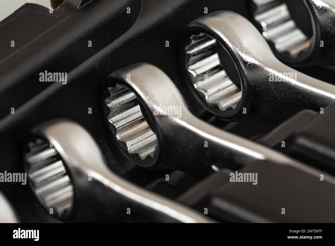Ring wrenches hi-res stock photography and images - Alamy