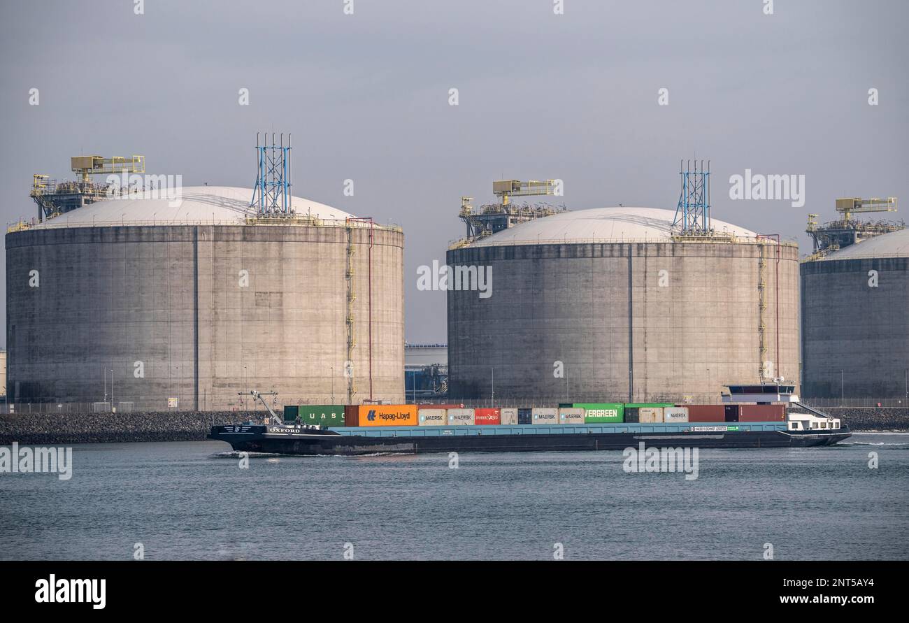 LNG import terminal Tanks for liquid natural gas in the seaport of Rotterdam, Maasvlakte ...