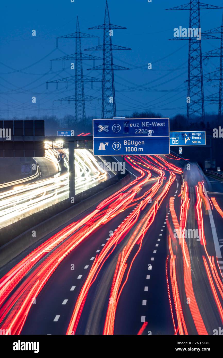 Overhead line truss hi-res stock photography and images - Alamy