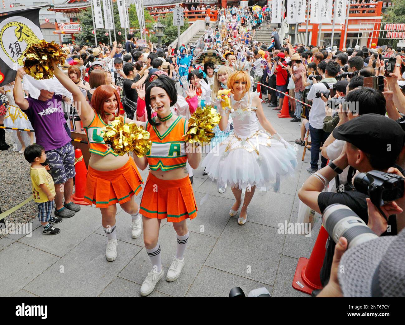 Participants dressed in their favorite Japanese "anime" characters ...