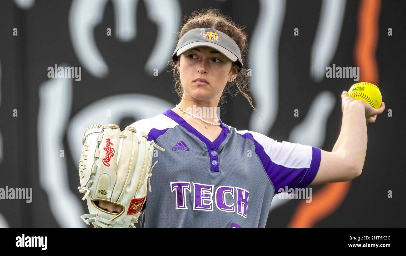 Tennessee Tech outfielder Sarah Livingston (3) during an NCAA softball ...