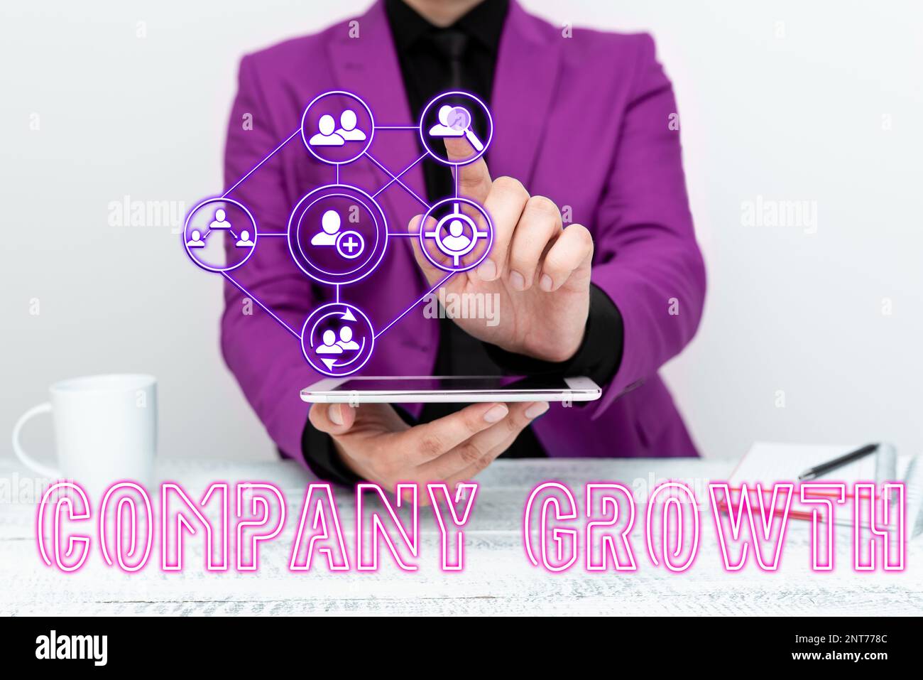 Hand writing sign Company Growth. Business showcase a long-term stage ...