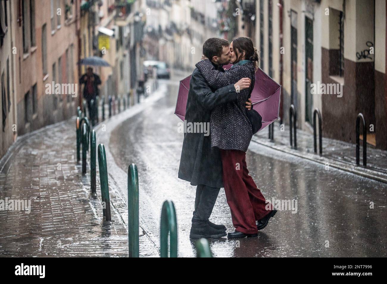 LOVE AT FIRST KISS, (aka ERES TU), from left: Alvaro Cervantes, Silvia ...