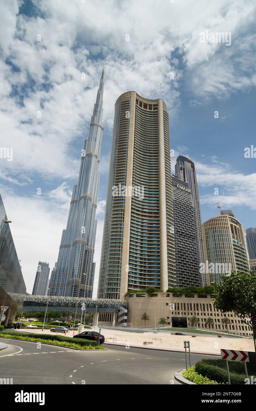 Burj Khalifa, Dubai, view of the tower Stock Photo - Alamy