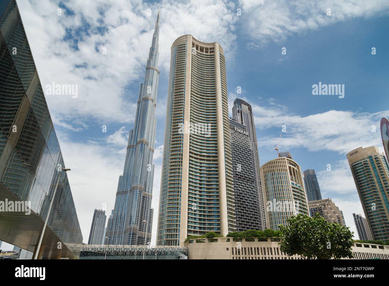 Burj khalifa burj dubai tallest structure built highest building hi-res ...
