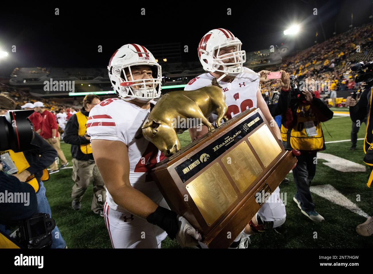 Wisconsin Badgers Alec Ingold (45) and Beau Benzschawel carry the ...