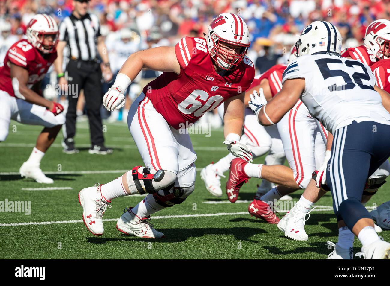 Wisconsin Badgers offensive lineman Logan Bruss (60) during an NCAA ...