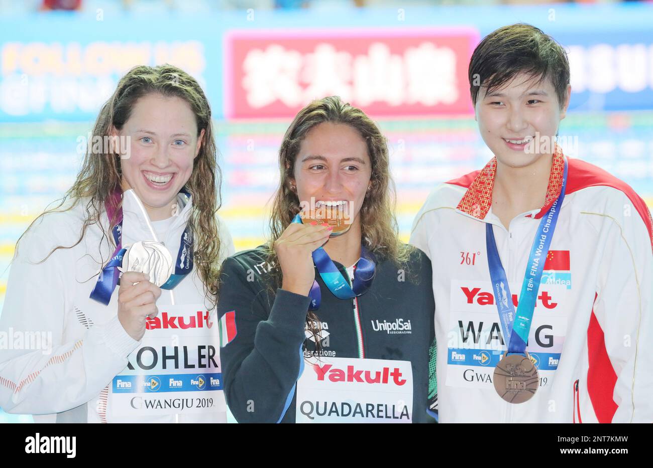 (L-R) Sarah KOHLER of Germany, second, Simona QUADARELLA of Italy ...