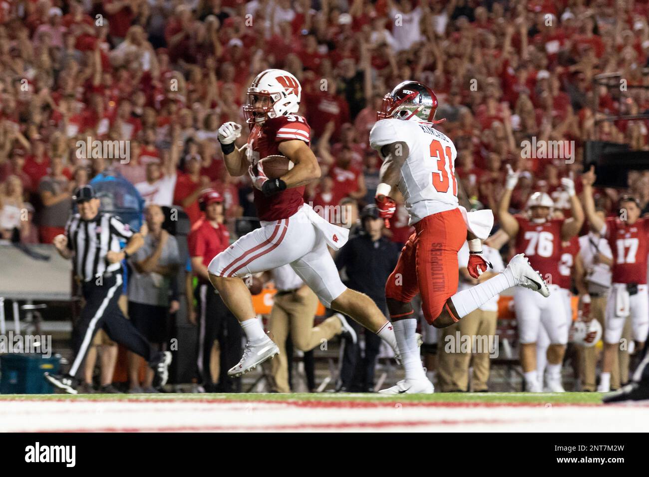 Wisconsin Badgers running back Garrett Groshek (37) scores a touchdown ...