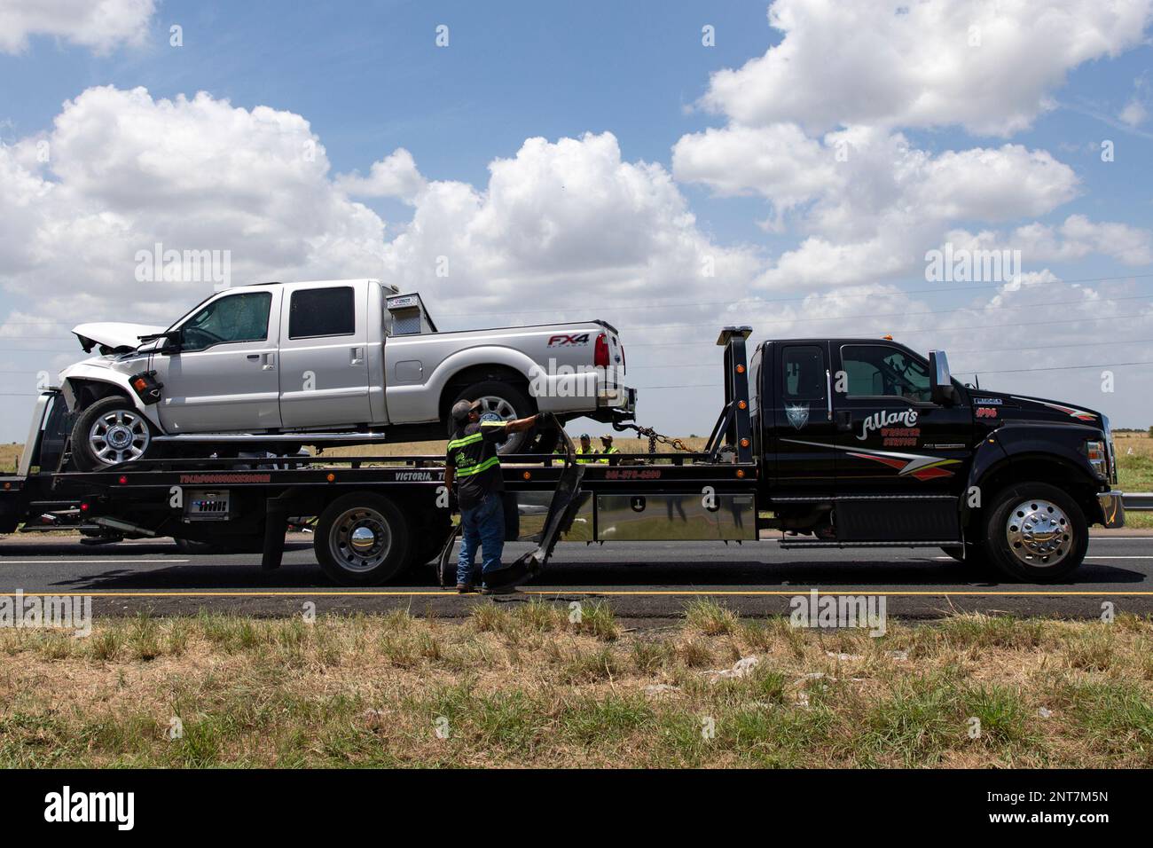 The Ford F-250 involved in a three-vehicle crash that left five dead ...