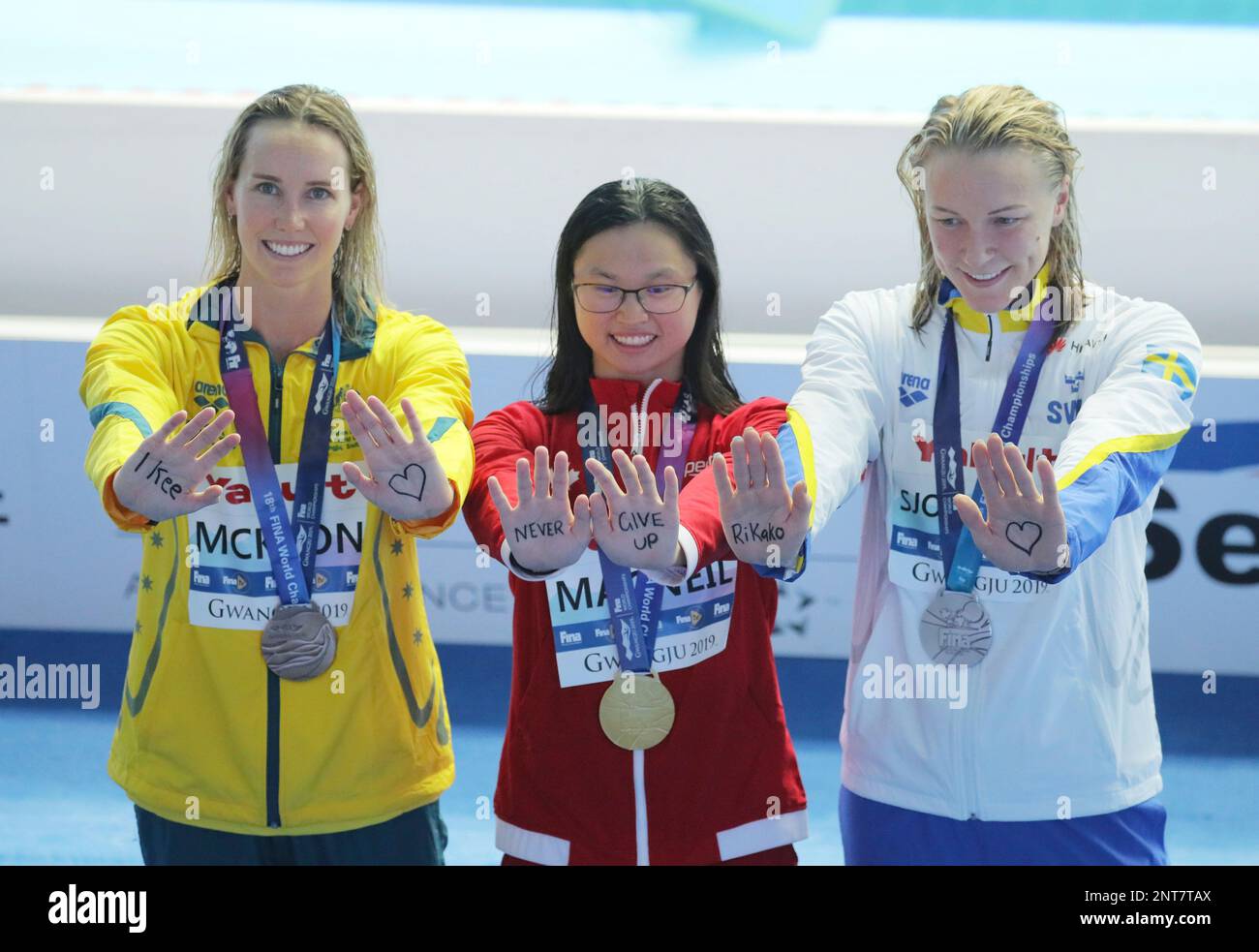 (L to R) Australia's McKEON Emma, bronze of Swimming Women's 100m ...