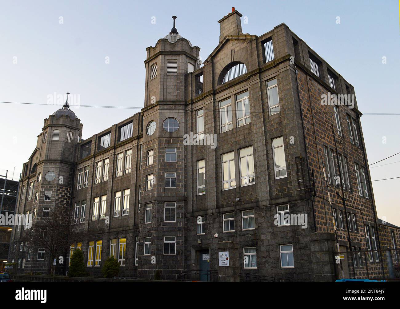 Aberdeen mosque and islamic centre hi-res stock photography and images ...