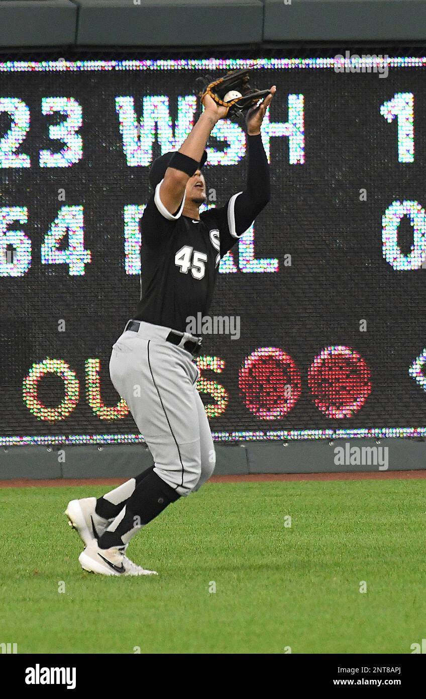 KANSAS CITY, MO. - JULY 17: Chicago White Sox left fielder Jon Jay (45 ...