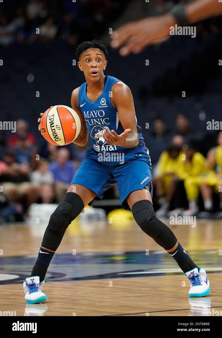 Minnesota Lynx guard Danielle Robinson looks to pass the ball during ...