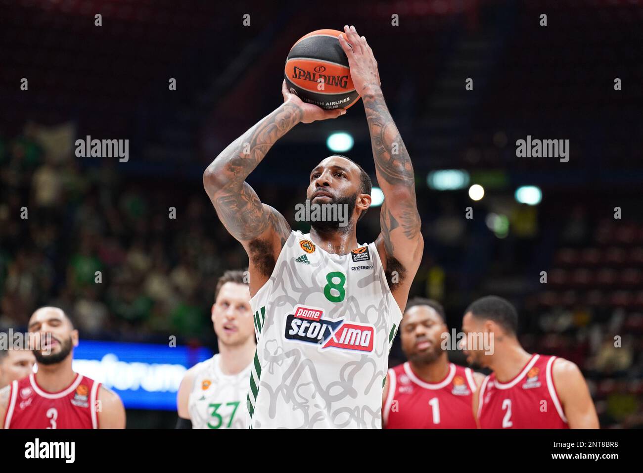Derrick milano hi-res stock photography and images - Alamy