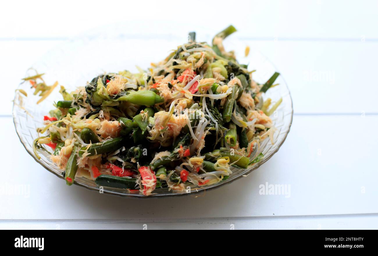 Urap Sayur, Indonesian Traditional Salad Served with Spiced Spicy ...