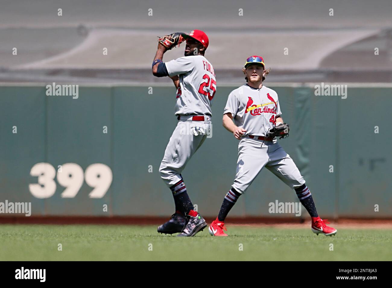 St. Louis Cardinals right fielder Dexter Fowler (25) with center ...