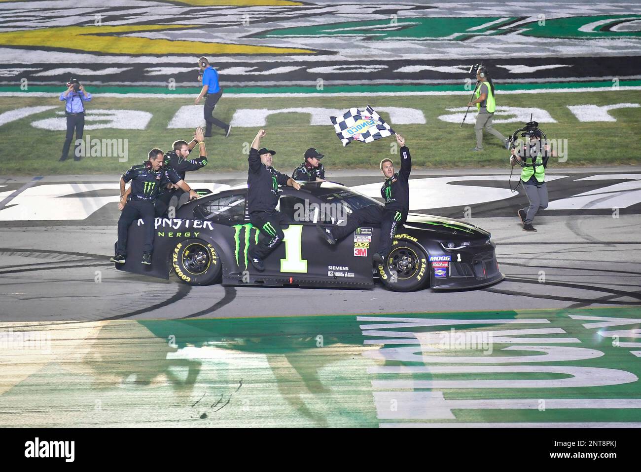 #1: Kurt Busch, Chip Ganassi Racing, Chevrolet Camaro Monster Energy ...