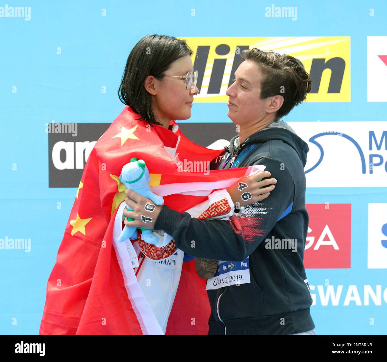 China's XIN Xin (L), gold, and Italy's BRUNI Rachele, bronze ...