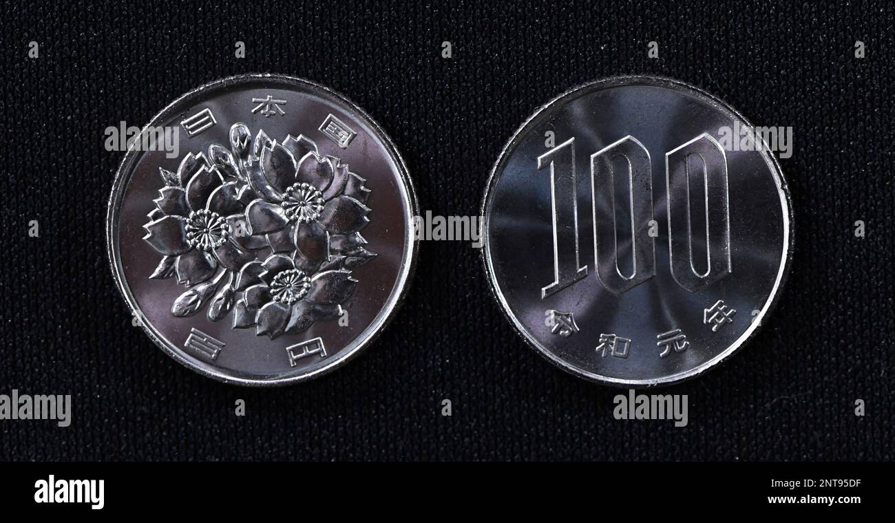 Japan Mint unveils two new era name Reiwa coin, 100 yen at Osaka Mint ...