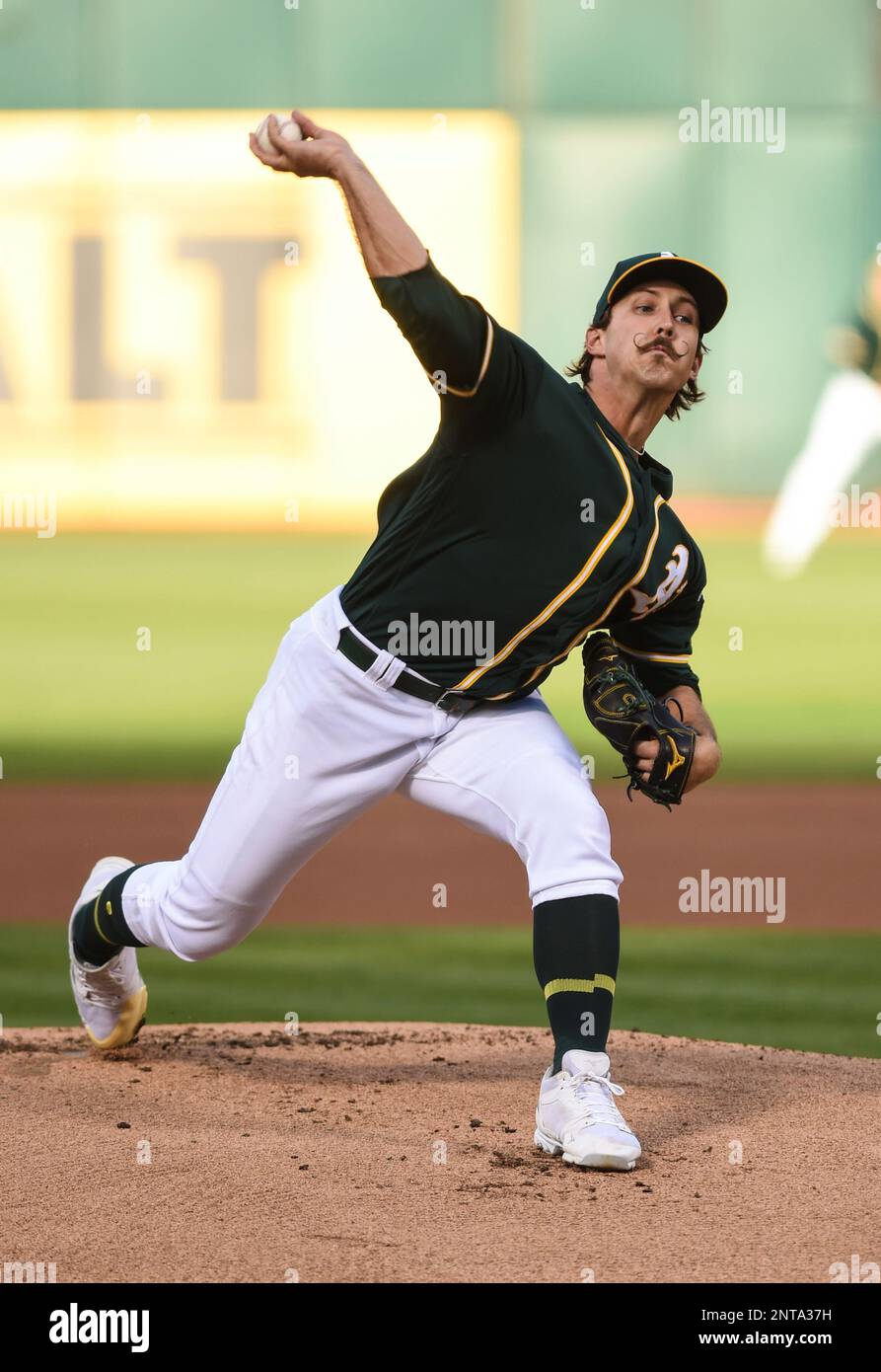 OAKLAND, CA - JULY 02: Oakland Athletics starting pitcher Daniel ...
