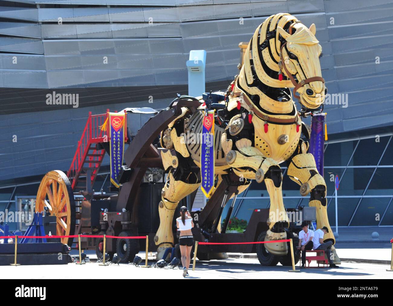 A huge bionic mechanical horse shows up in Dalian,Liaoning,China on ...