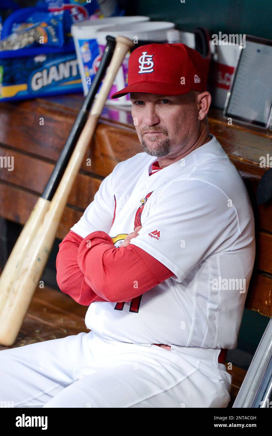 ST. LOUIS, MO - JUNE 26: St. Louis Cardinals first base coach Stubby ...