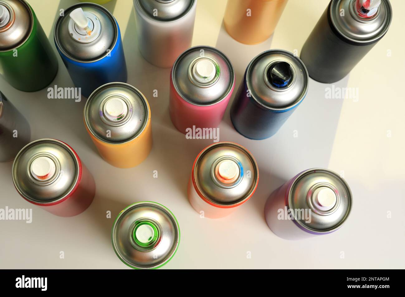 Cans different spray paints hi-res stock photography and images - Alamy