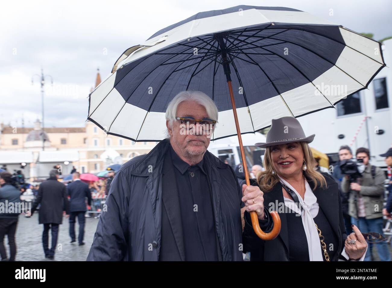 Rome, Italy. 27th Feb, 2023. Ricky Tognazzi and Simona izzo arrive at ...